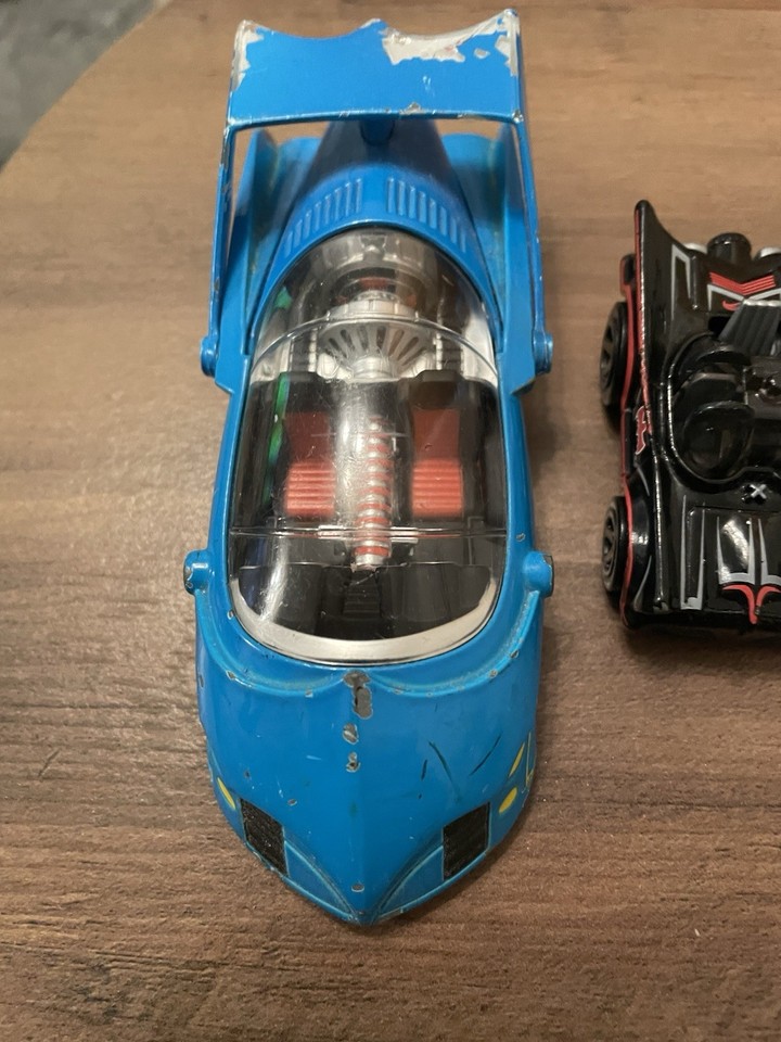 Dc Comics Corgi Superman & Batman Subway Rocket & Hot Wheels Bat Mobile ...