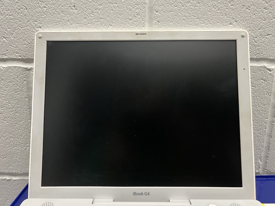 Apple iBook G4 - 1.42 GHz, 60gb HDD, 512mb RAM A1134 14.1" PowerPC G4 w ...