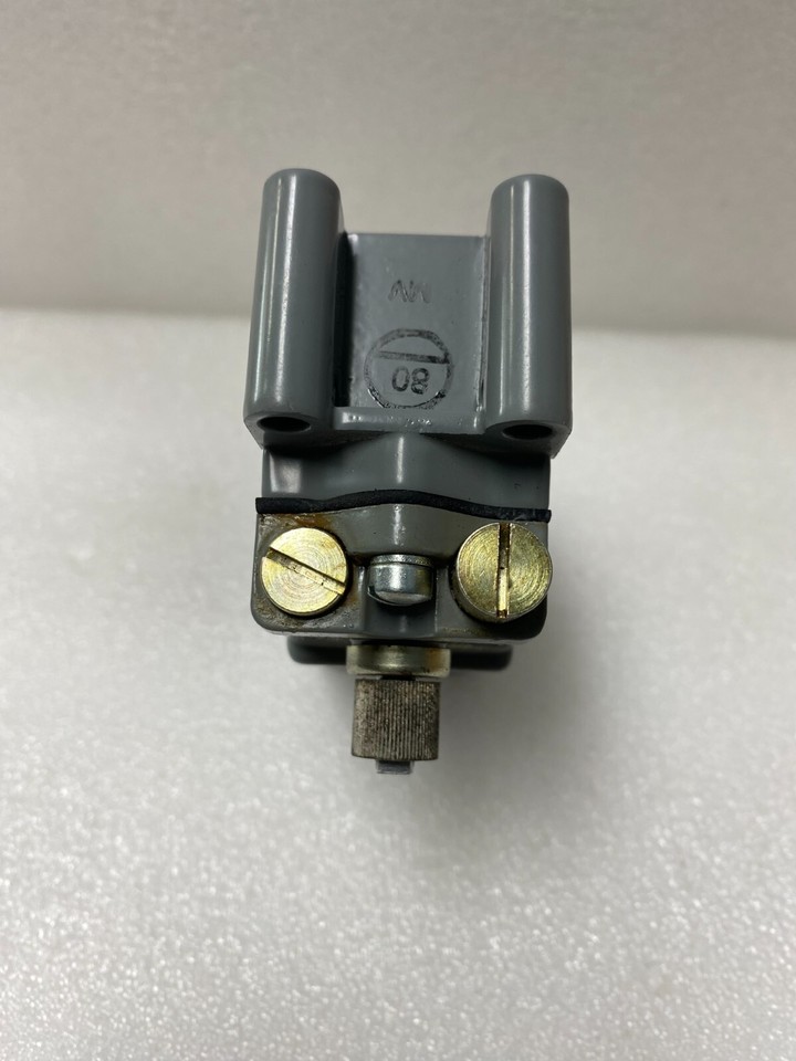 New Square D 9007AW12 Lever Arm Precision Limit Switch 9007-AW12 Ser. D ...