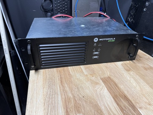 Motorola XPR 8300 Mototrbo Repeater 450–512 MHz 40 W AAM27TRR9JA7AN | eBay