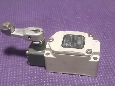 OMRON WLG2-LD LIMIT SWITCH W/ LED 1A-A 10A 115VAC 2A 48VDC **AS NEW ...