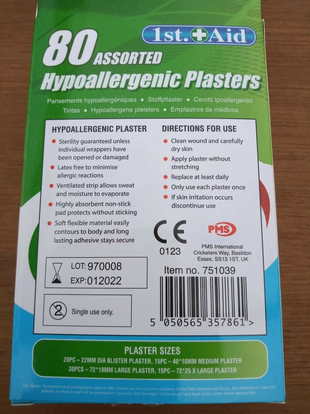 160 Hypoallergenic Plasters. Assorted sizes. Like bandaid. Latex free ...