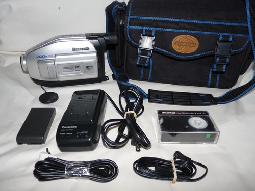 Panasonic PV-L354D Compact VHS VHSC VHS-C Camcorder VCR Player Camera ...