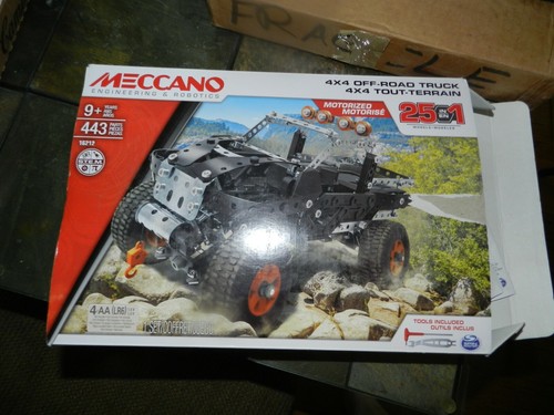 MECCANO Motorized 4x4 Off-Road Truck 25 in 1 Building Set Model 16212 ...
