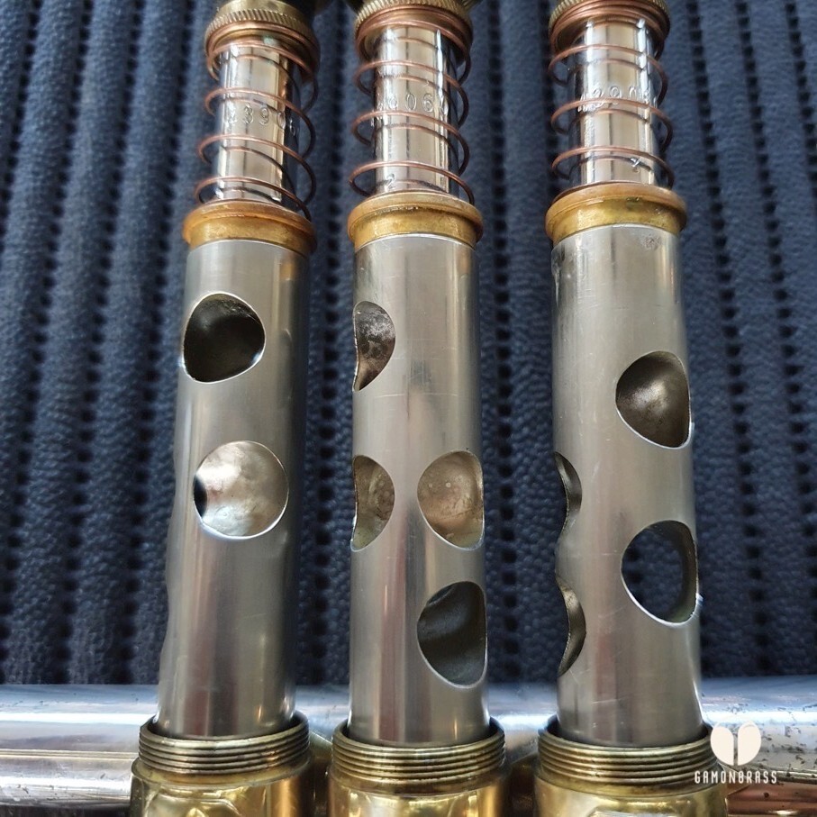 King Master SIlverSonic cornet Sterling Silver Bell, case | GAMONBRASS ...