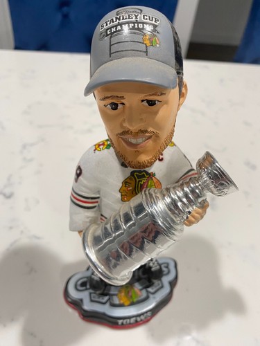 2013 Stanley Cup / Jonathan Toews Chicago Blackhawks Celebration ...