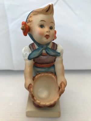 Hummel 73 Little Helper TMK2 Girl Holding Laundry Basket 4 1/4” | eBay