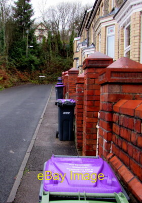 Photo 6x4 Purple lidded wheelie bins, Snatchwood Terrace, Abersychan ...