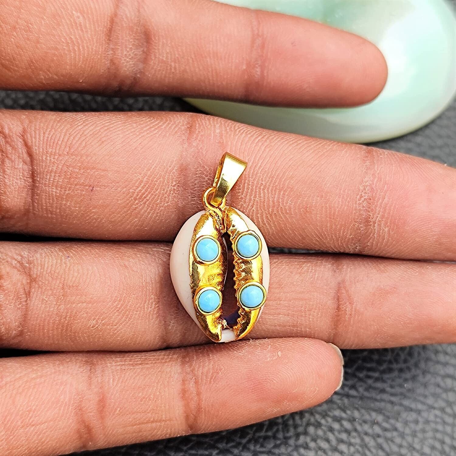 Natural Cowries Shell With Turquoise Pendant Gemstone Jewelry Gold ...
