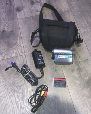 Sony DCR-HC28 Digital Video Cam recorder Carl Zeiss Lens w/ Battery ...