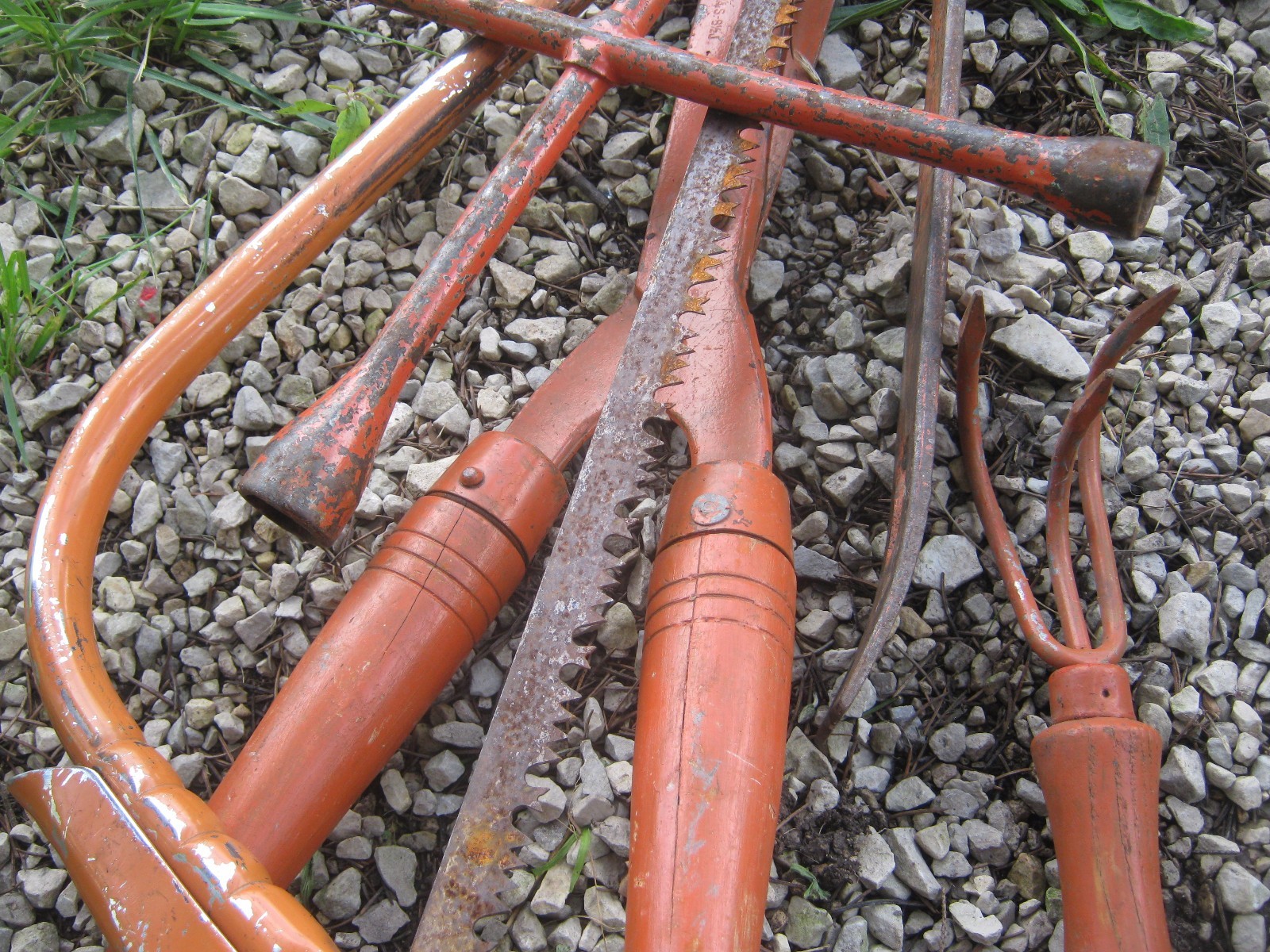 5 Used Assorted Orange Painted Tools Saw Scissors Carpenter Garden Fork ...