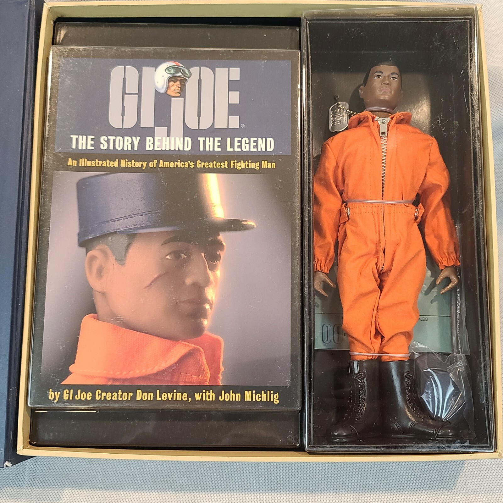 GI Joe Action Pilot Masterpiece Edition Deluxe Book and Reproduction ...
