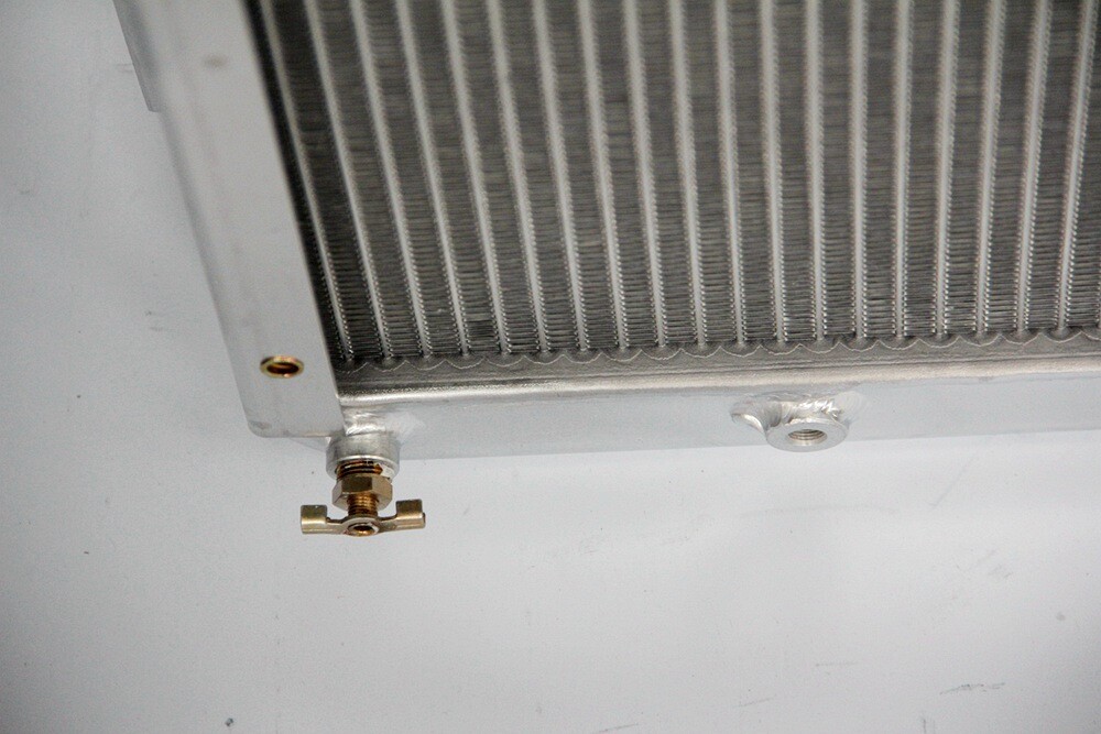 3 ROW ALUMINUM RADIATOR 68-73 DODGE DART PLYMOUTH VALIANT DUSTER 6CYL 3 ...