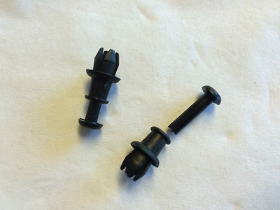 GENUINE AUDI A3 8P PARCEL SHELF STRING CLIPS PEGS x2 Brand New Free ...