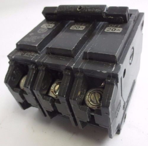 GE THQB32020 CIRCUIT BREAKER COMMON-TRIP BOLT-ON 20A, 240V, 3-POLE ...