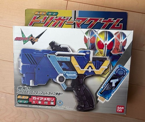 Kamen Rider W Trigger Magnum with Gaia Memory Bandai Character Toy | eBay