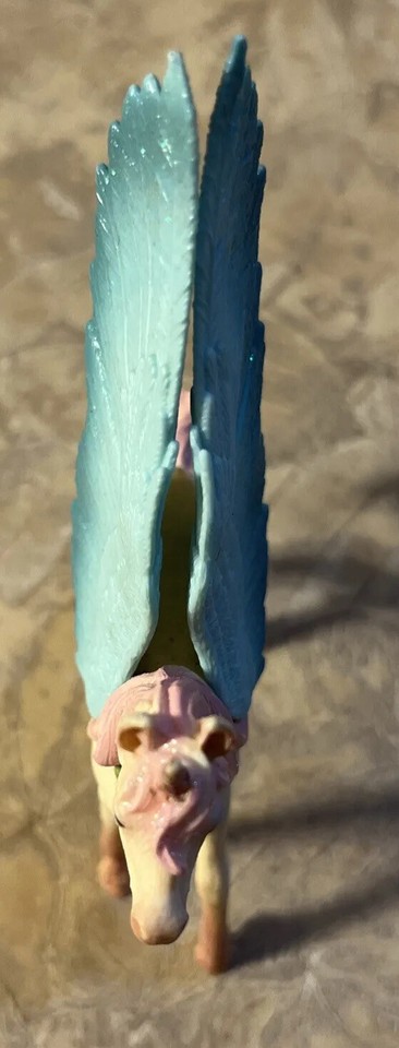 Schleich Bayala Decorated Unicorn Horse Pegasus Rose Winged Horse Toy ...