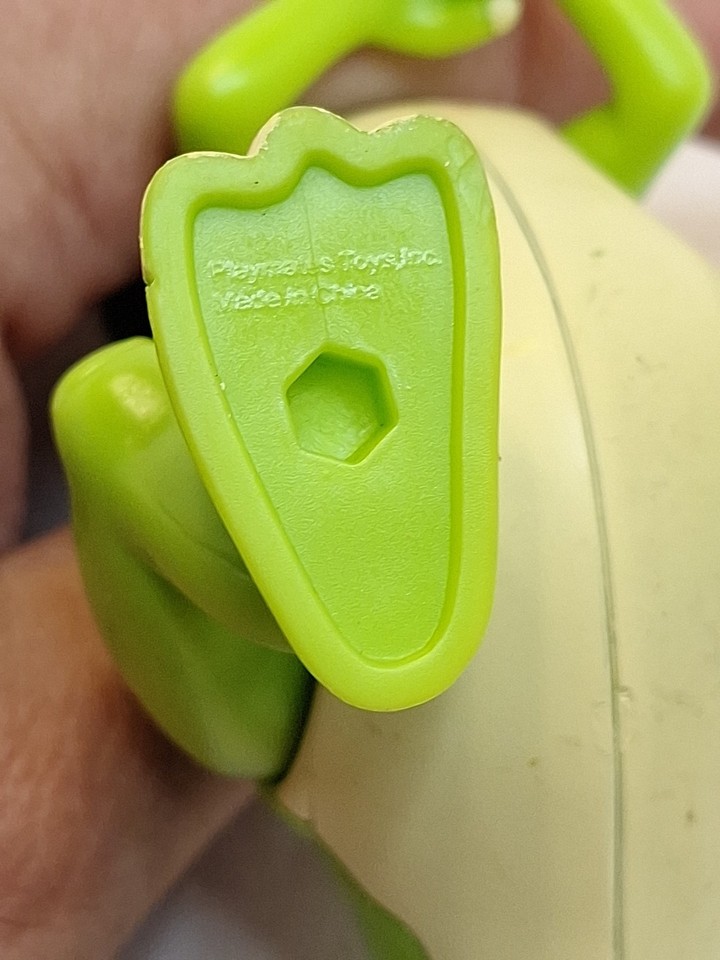 Land Before Time Action Figures 2007 Playmates Ducky Little Foot ...