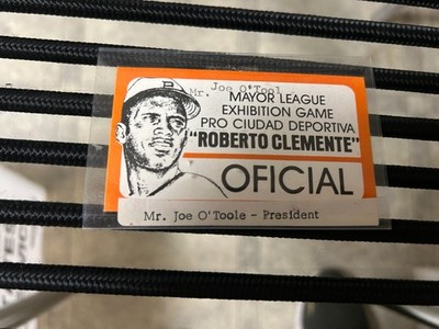 original RARE circa 1973 ROBERTO CLEMENTE EXHIBITION BASEBALL GAME NAME ...