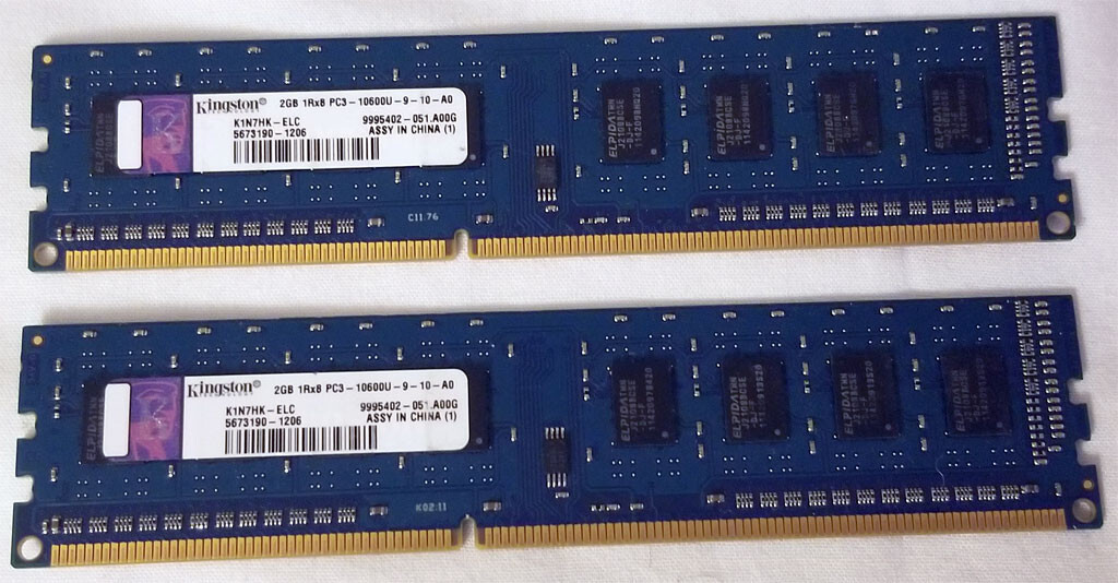 pair Kingston Memory 4GB (2x2GB) DIMM DDR3 PC10600(1333), model: K1N7HK ...