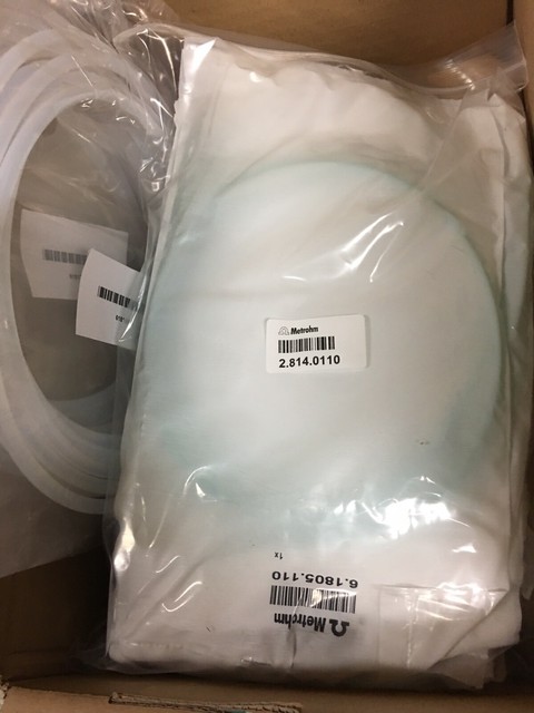 METROHM 814 USB SAMPLE PROCESSOR (2T/2P) 2.814.0110 & 24 SLOT TRAY 6. ...