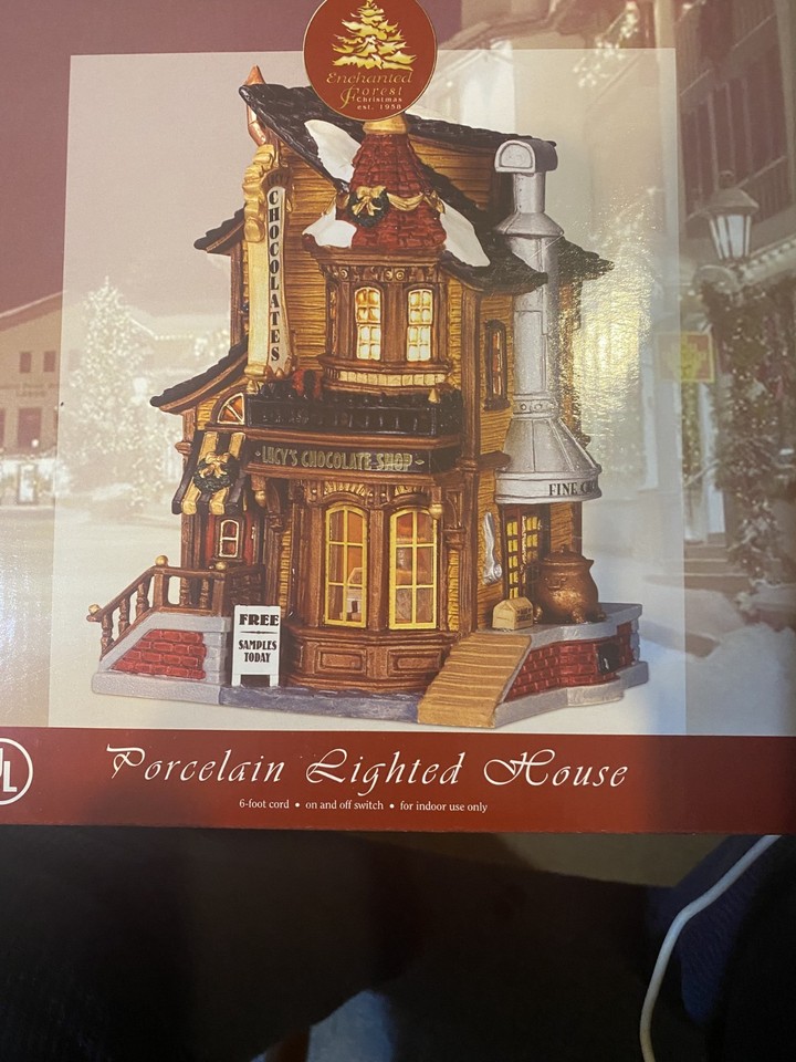 Lemax Lucy’s Chocolate Shop Enchanted Forest Christmas Village Building ...