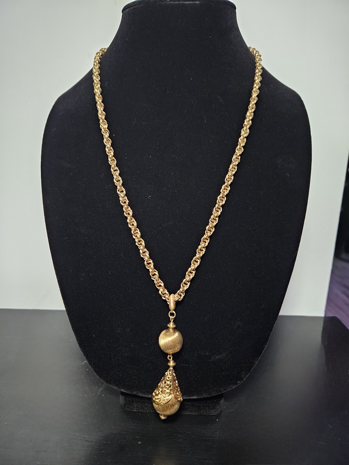 1961 MONET GOLD-TONE FINISH BOLERO LARIAT CHAIN NECKL… - Gem