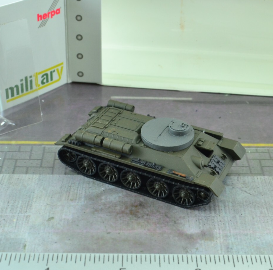 Herpa 746670 T-34 Soviet BREM Military Tow Recovery Tank Green WWII 1: ...