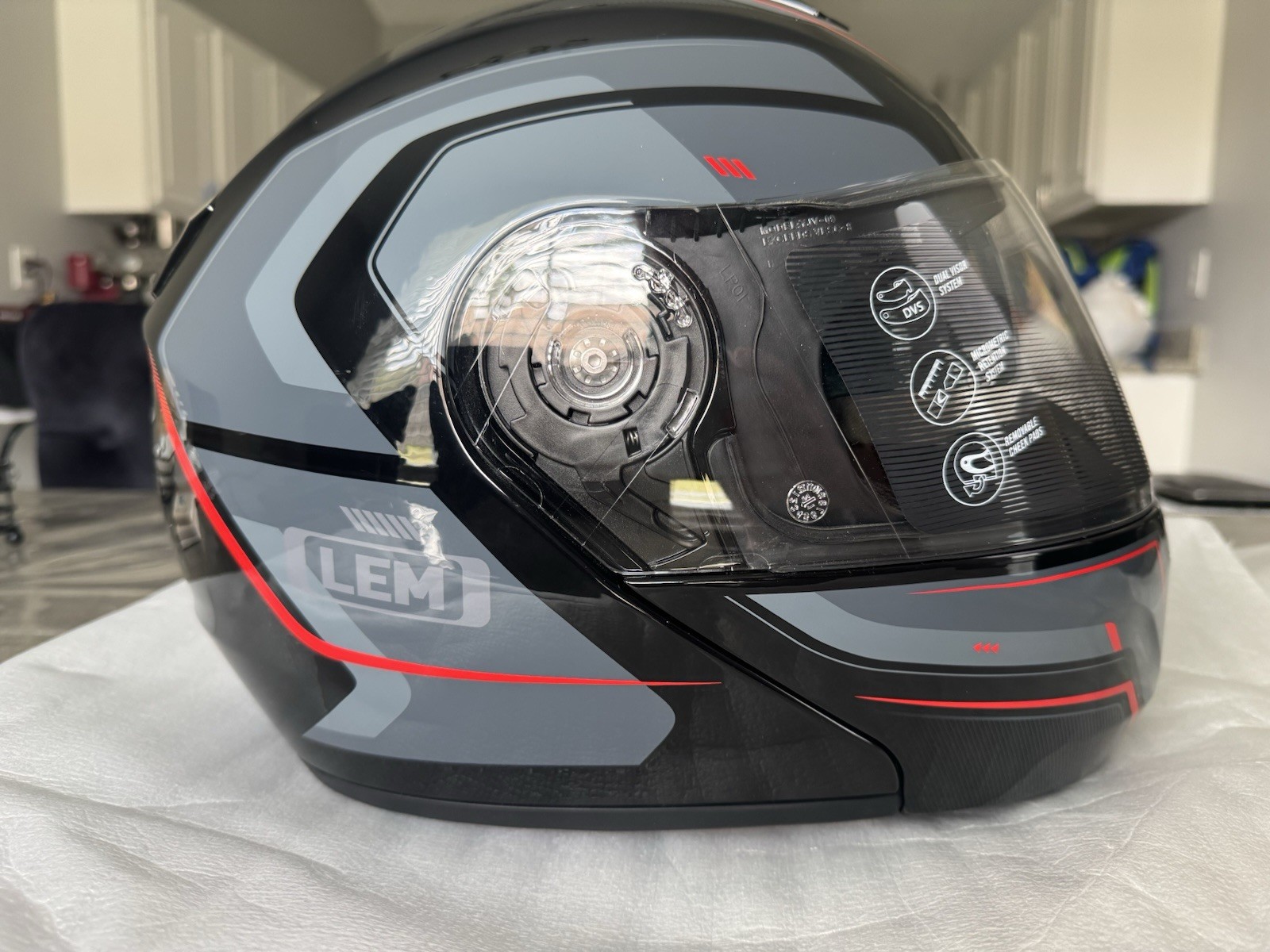 LEM Aprilo Modular Motorcycle Helmet Xl 61-62cm Gray Red Black NEW ...