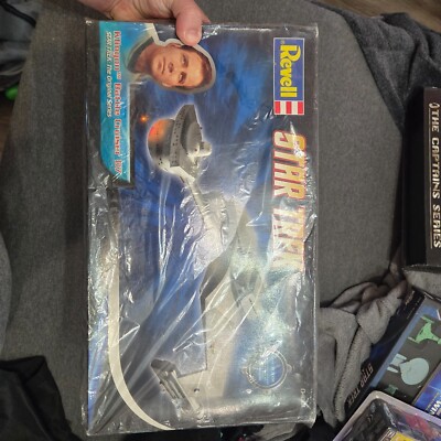 Revell Revell Star Trek Models- Sealed! TOS Enterprise 04880 and ...