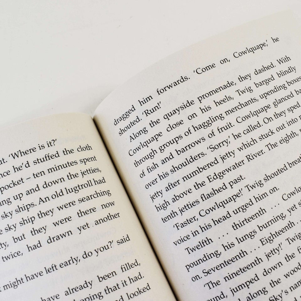 The Edge Chronicles 6 Books Set By Paul Stewart & Chris Riddell - Ages ...