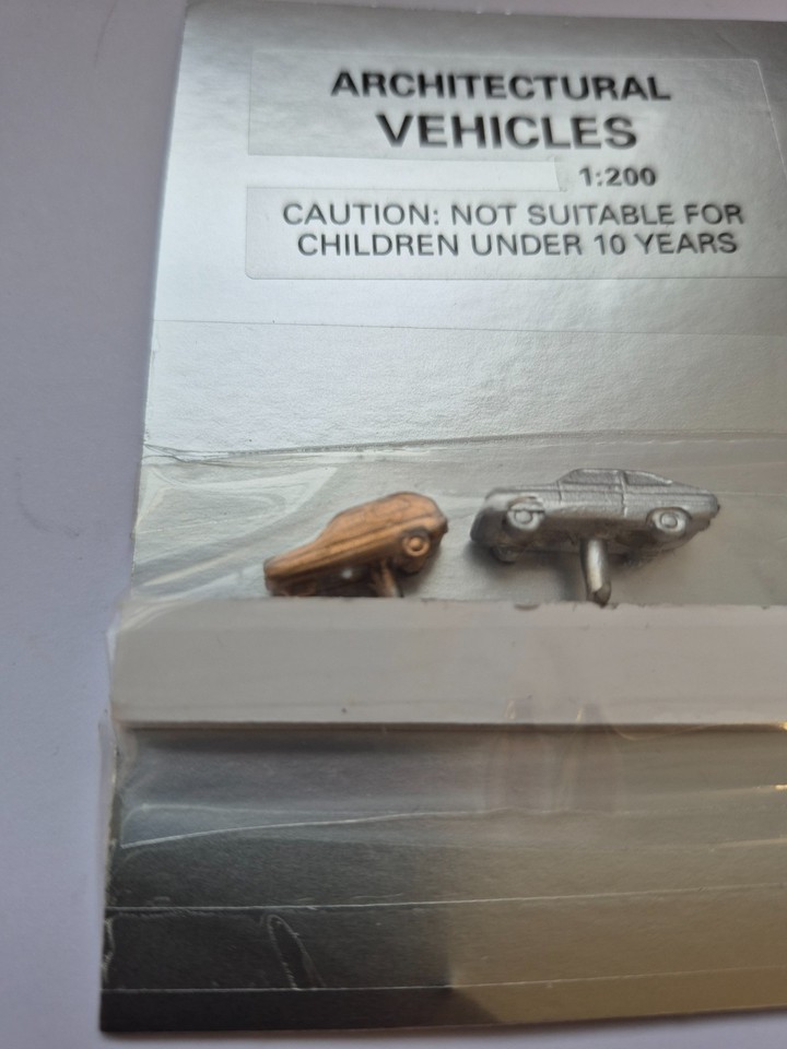 Architectural Vehicles 1:200 Reliant Robin & Ford Escort Mk2 | eBay UK