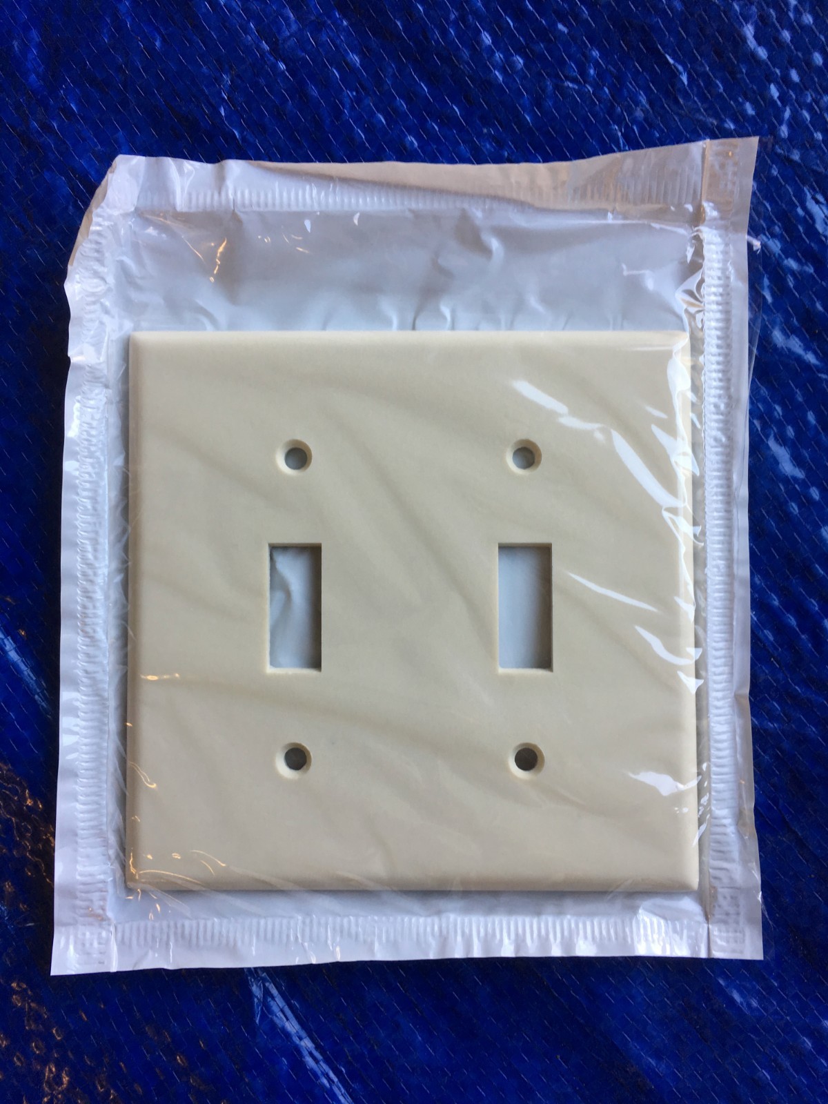 Leviton Light Almond Standard 2-Gang Toggle Switch Plastic Cover ...