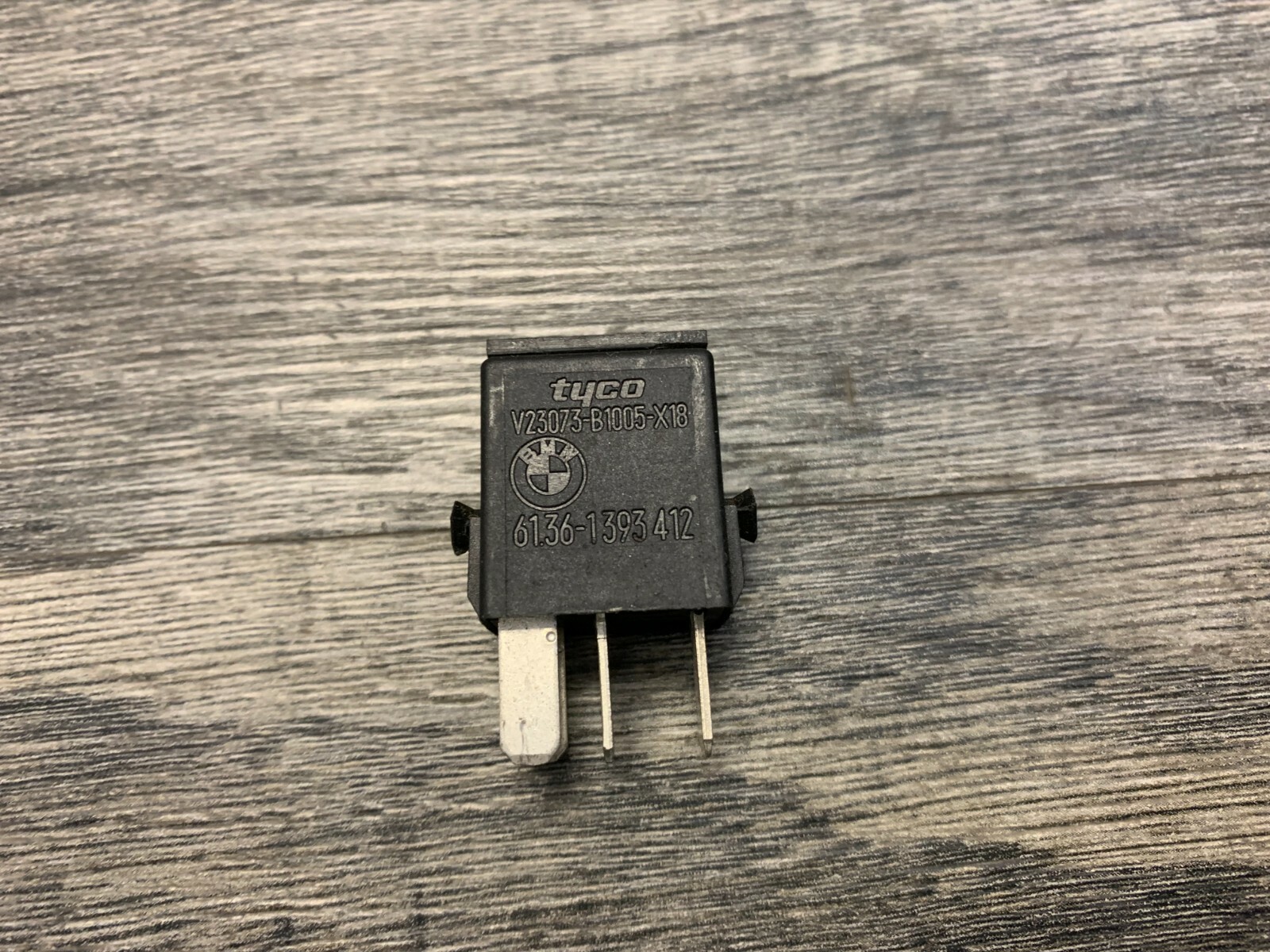 BMW R1100S K1200GT R1150RS R1150RT OEM Make Contact Mini Relay Black 4P ...