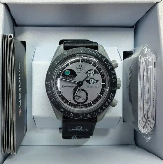 OMEGA X SWATCH Moonswatch Watch Mission To Earthphase Unisex Watch in ...