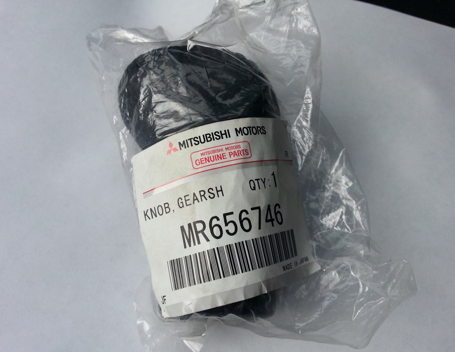 GENUINE MITSUBISHI LANCER CS#A 00-12 5MT Leather Shift Lever Knob ...