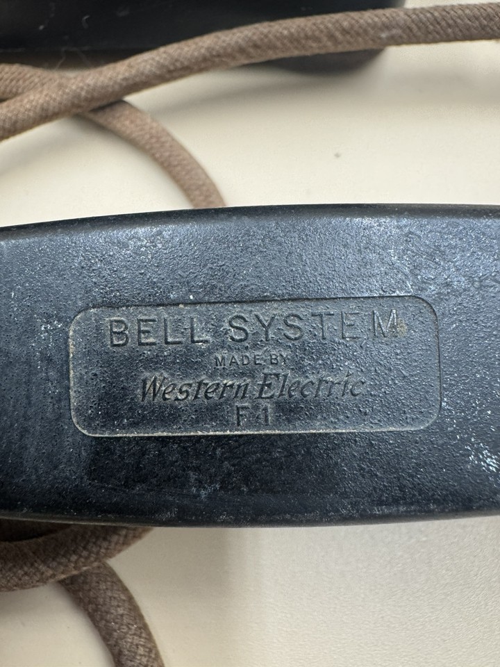 Vintage Bell Systems Model 302 Black Bakelite Rotary Dial Telephone | eBay