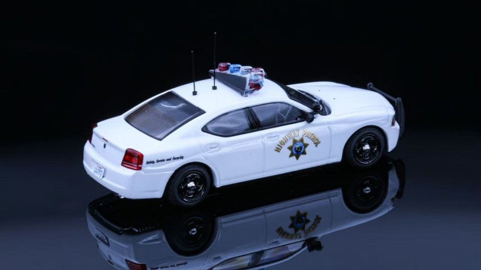 Rollin 1:64 White 08 Dodge California Highway Patrol Police CHP Diecast ...