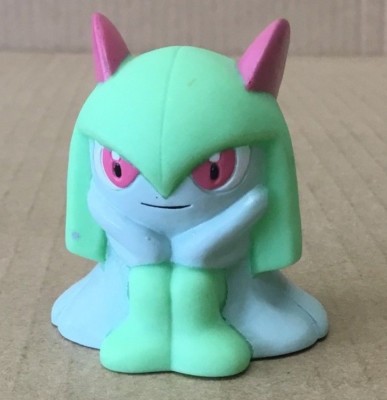 2003 Pokemon Finger Puppet Kirlia Figure Gotta Catch Them All Nintendo ...