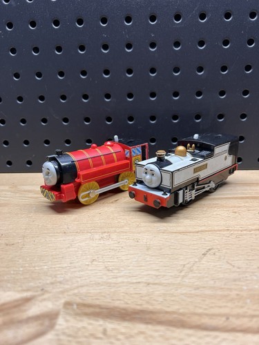 Thomas & Friends Trackmaster Motorized Train Victor & Freddie Lot ...