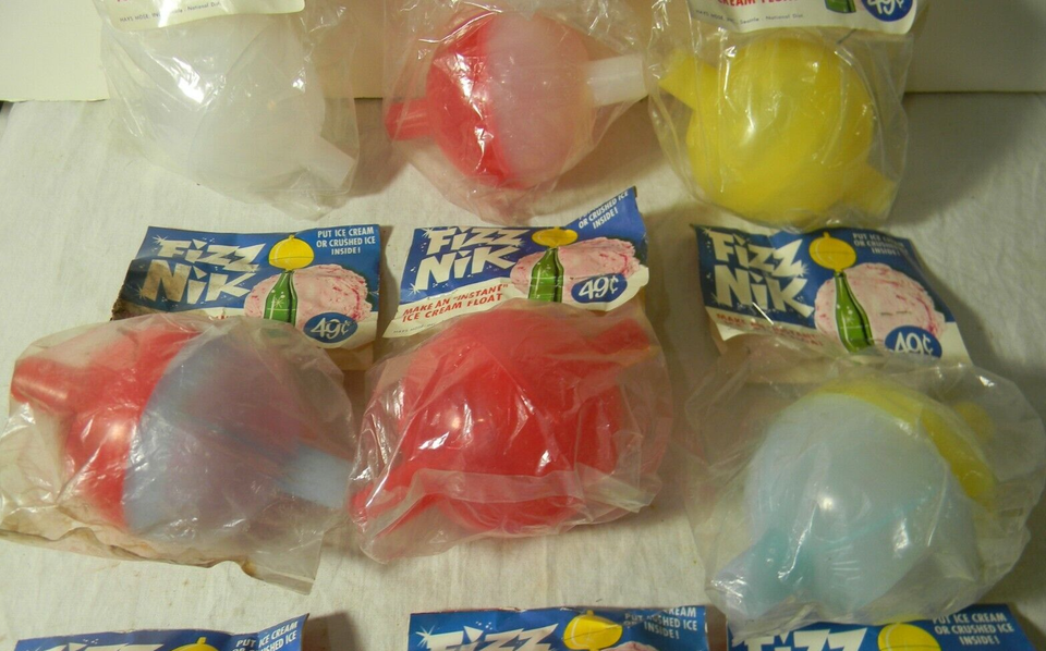 1961 ONE ASTRO FIZZ NIK SPACE SHIP SODA POP ICE CREAM FLOAT MINT IN ...