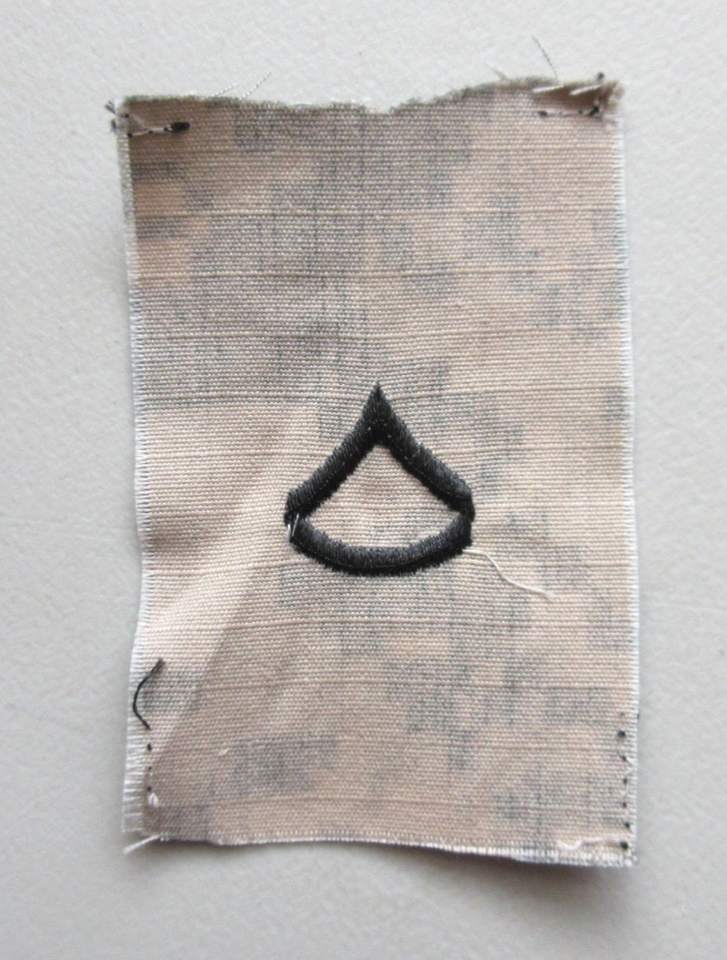⭐U.S. ARMY PRIVATE FIRST CLASS RANK INSIGNIA STRIPES MILITARY SEW ON ...
