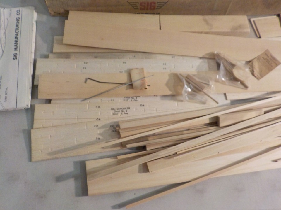 E A501 Sig Manufacturing Co Model Airplane Plan and Parts (AS IS FOR ...