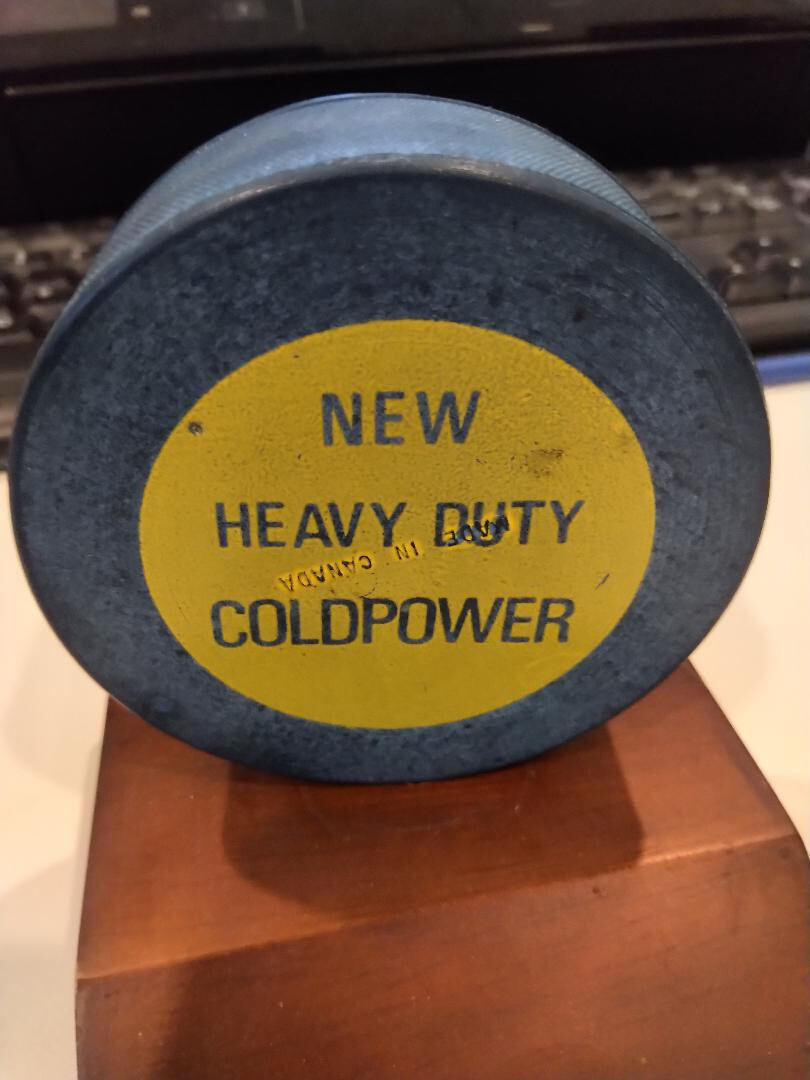 WHA Puck 1972 New York Raiders Blue Biltrite Ad Reverse Old 1970s ...