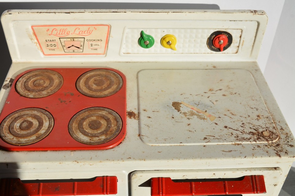 1950's Little Lady Empire Electric Kitchen Stove Kids Play Oven Metal ...