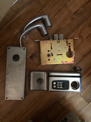 Doors & Fixtures - Locknetics