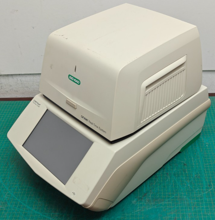 Bio-Rad C1000 Touch Thermal Cycler with CFX96 Real-Time PCR Detection ...