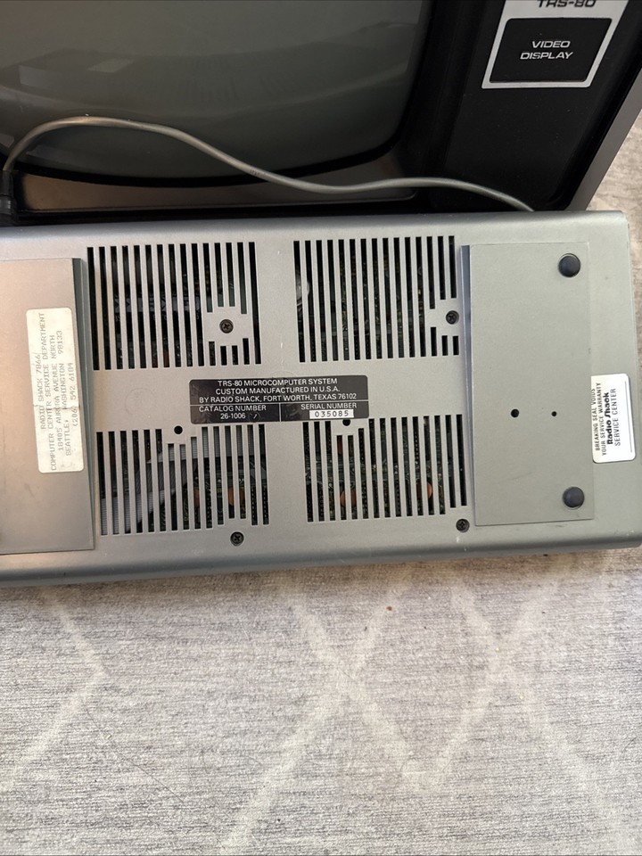 Radio Shack TRS-80 Model 4 Microcomputer 1970s Vintage Retro Computer | eBay
