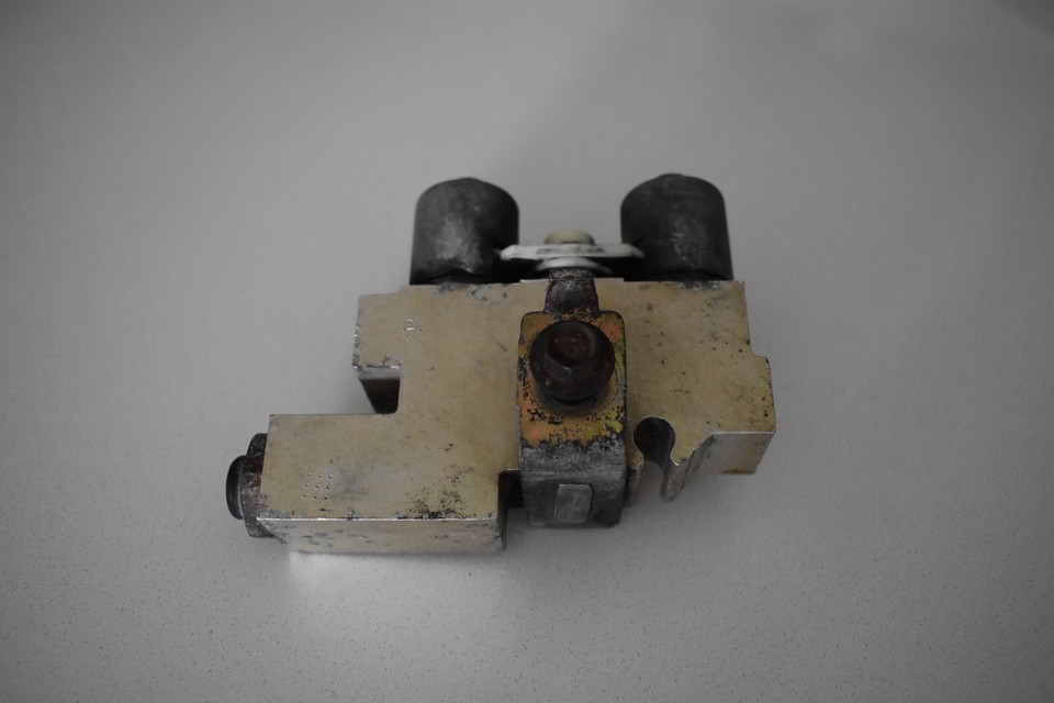 OEM Ford Brake Proportioning Valve F87Z-2B373-AE for Ranger 1993-1997 ...