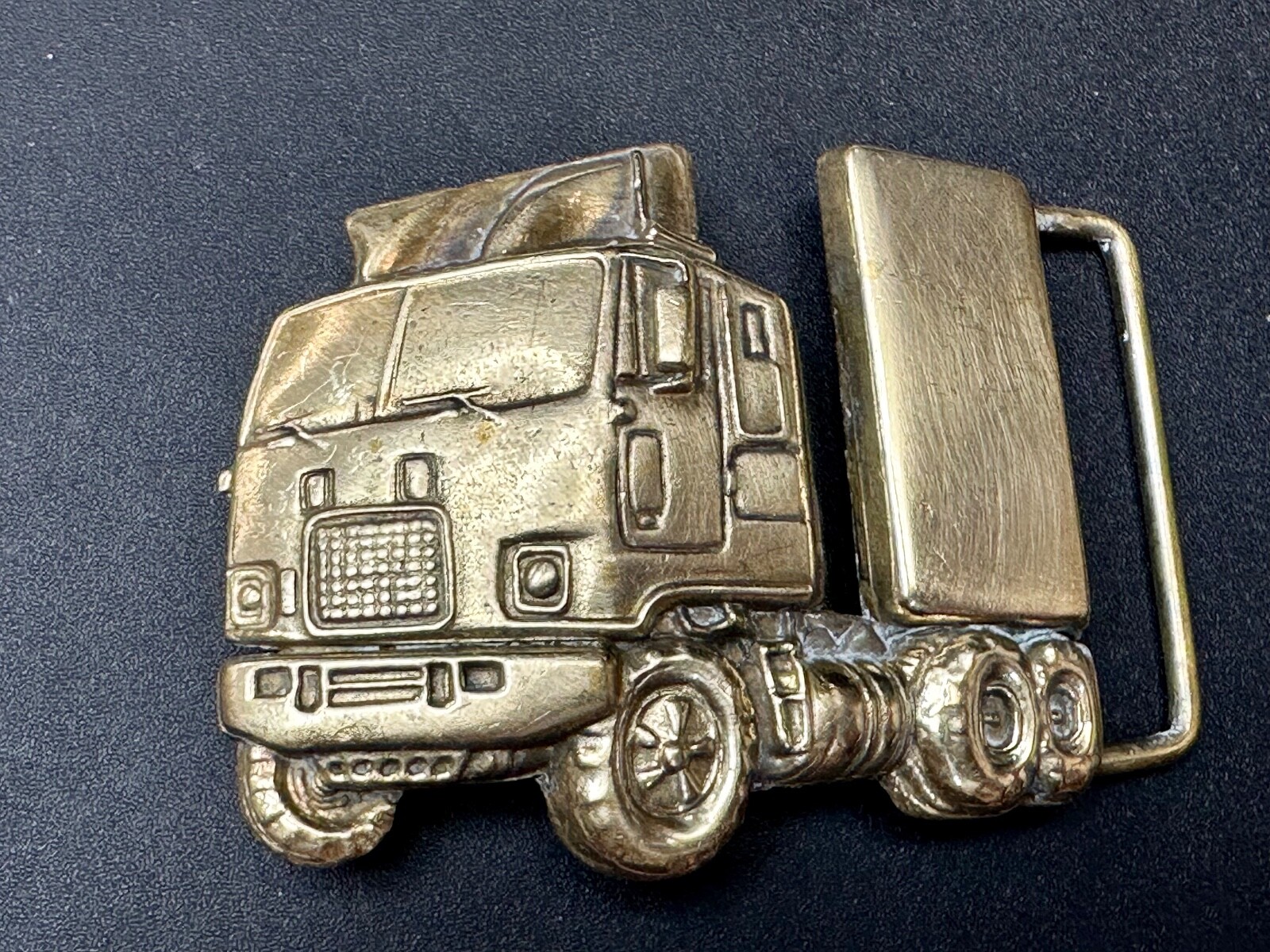 Semi Drivers cutout Big Rig Tractor Trailer Solid Bra… - Gem